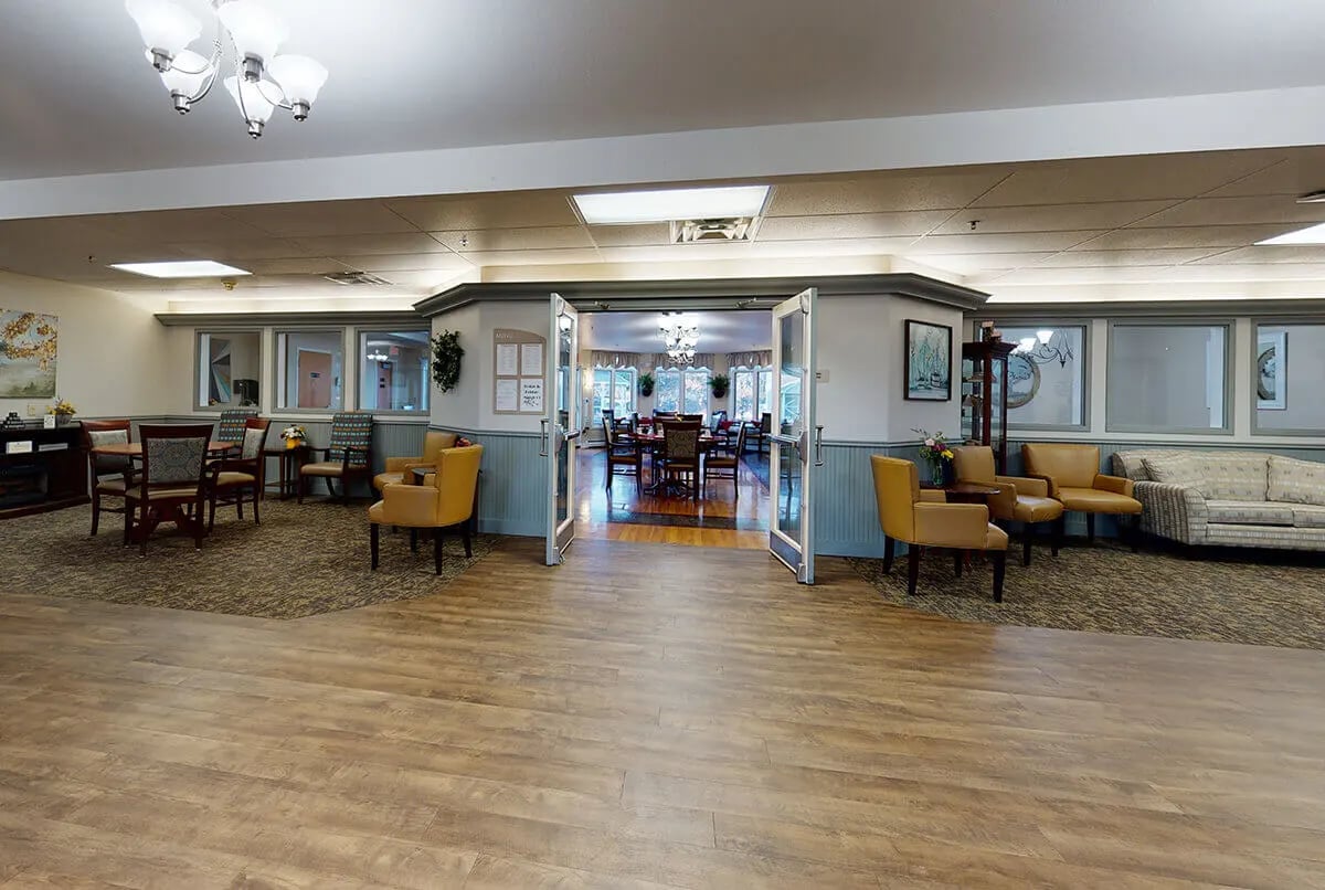 Best Retirement Community in Escanaba, MI - LakeHouse Escanaba